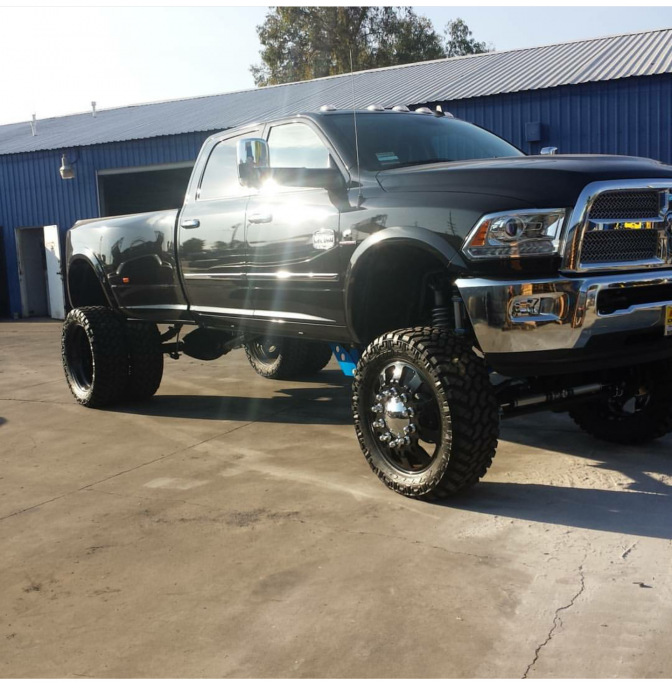 Dodge Ram 2500-3500 10-12 Inch Lift Kit 2014-2019