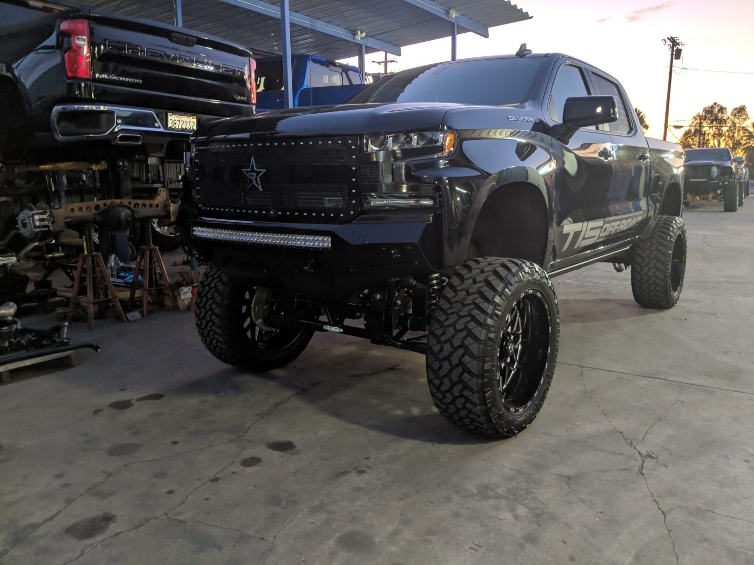 Chevrolet GMC 1500 10-12 Inch Lift Kit 2019 up - Bulletproof Suspension ...